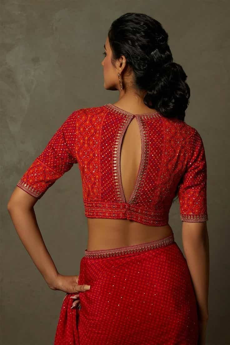 How to Choose the Perfect Border Blouse Design for Any Saree - Blouse ...