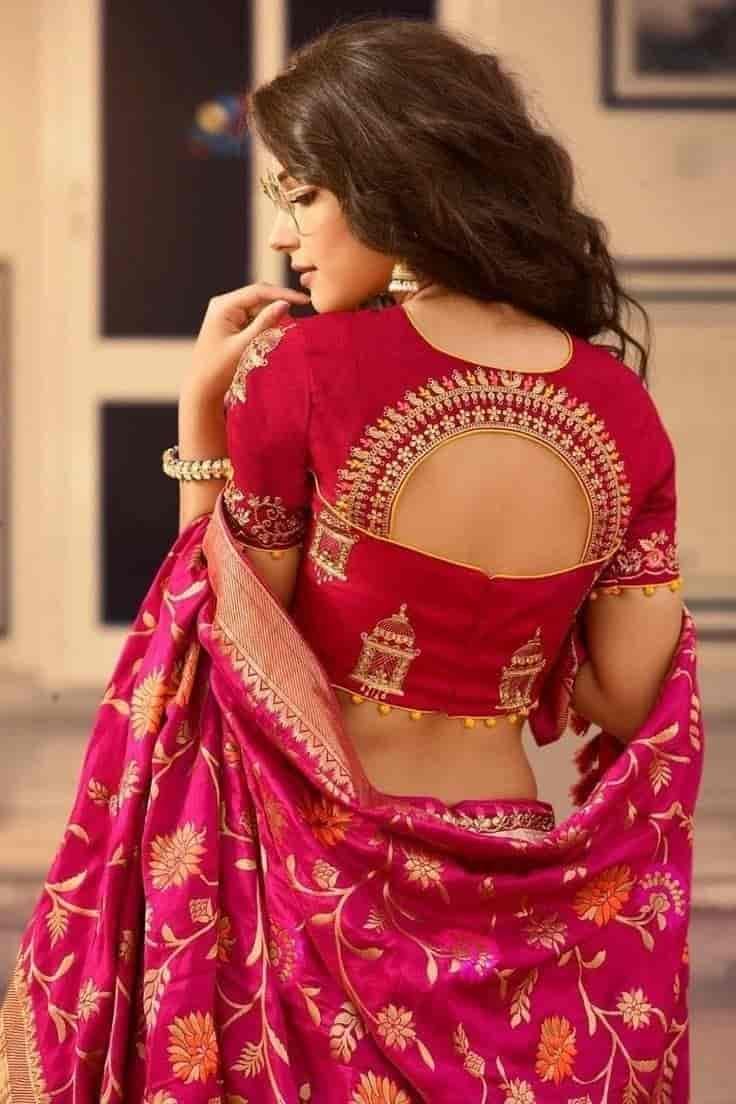 25+ Latest Blouse Design Back Side Ideas for Sarees - Blouse Desgins